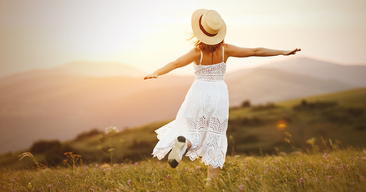 How to Add a Vignette in Photoshop with Gradients